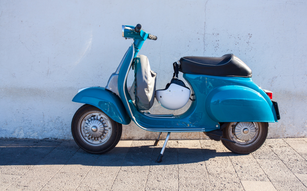Transporting scooters or mopeds? Get quotes via Transportscanner
